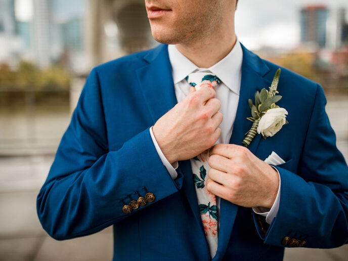 Alli + Jacob's Romantic, Natural Wedding | The Bridge Building